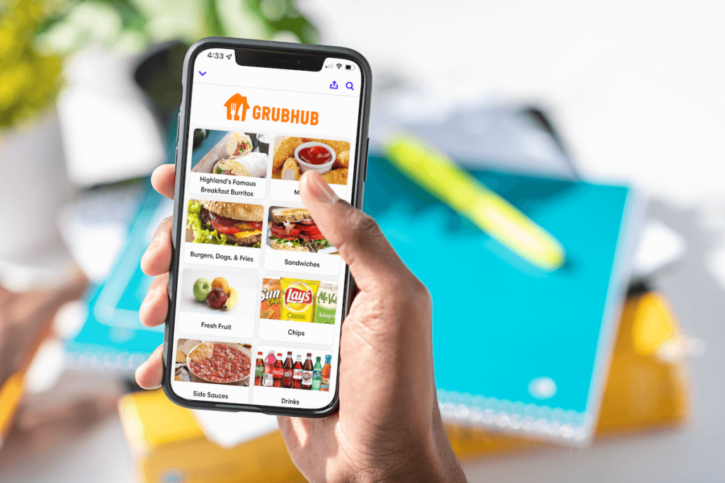 How Rotating Menus Enhance the Guest and Staff Dining Experience